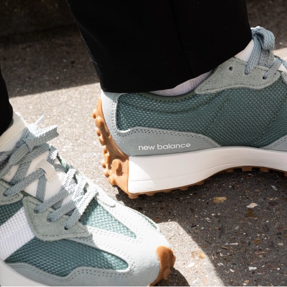 New Balance | Shoes | Brand New New Balance 327 Juniper Green Mens ...